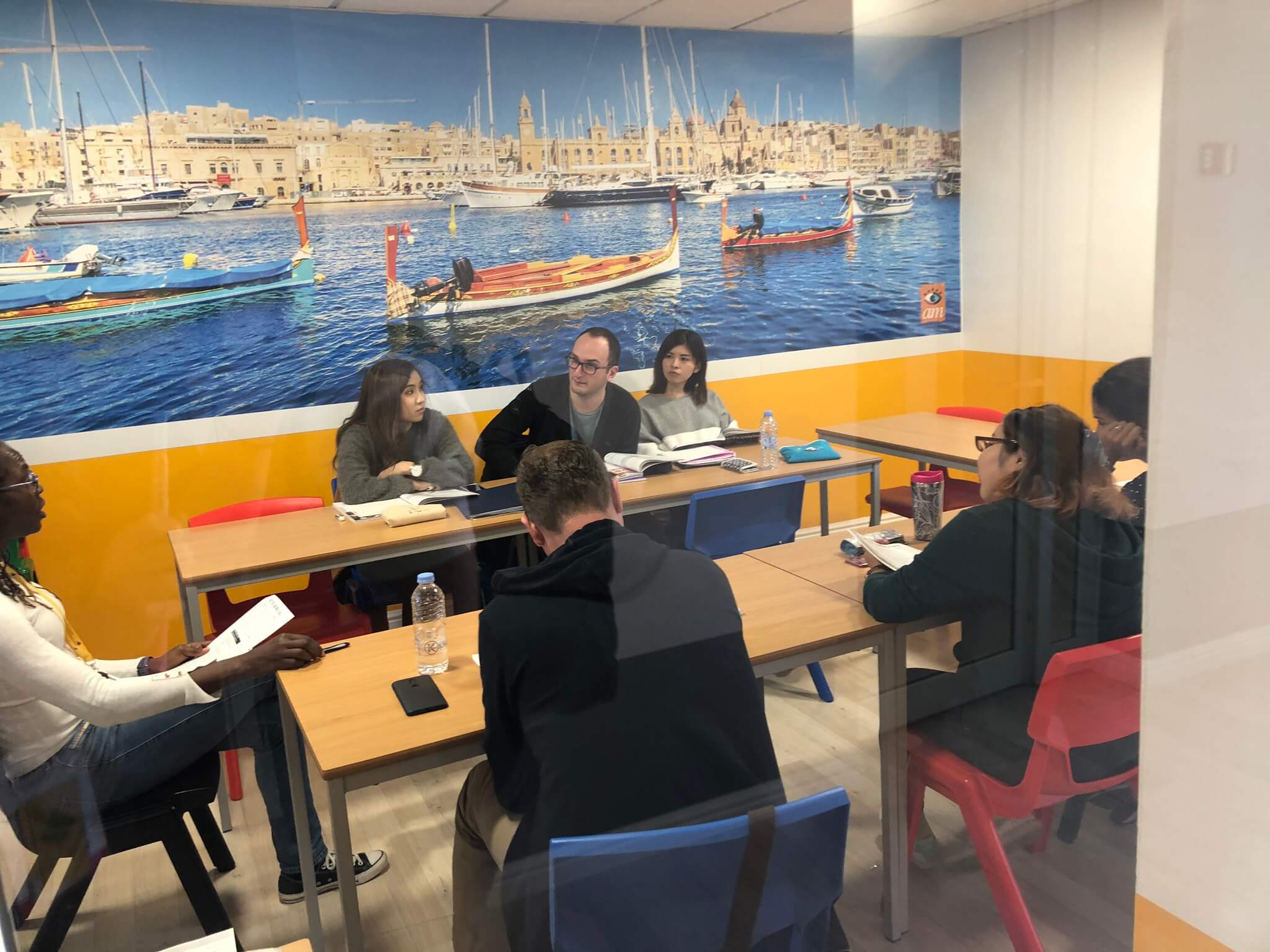 Escola am Language Studio Malta - Roda Mundo Intercâmbio